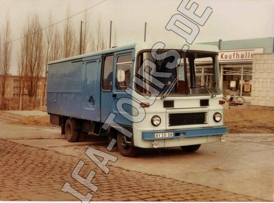IFA LKW Prototyp Robur - IFA-Tours