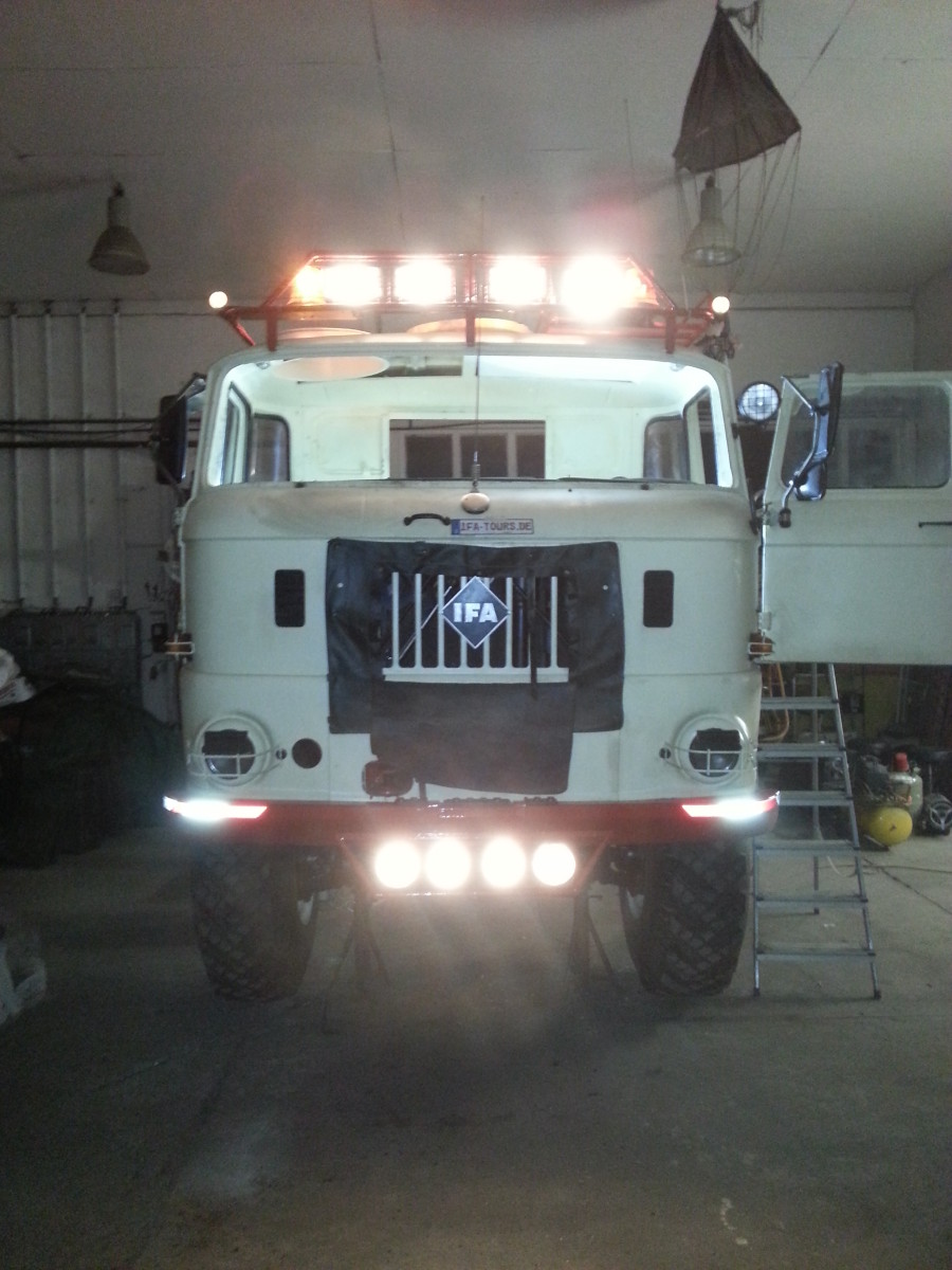 IFA W50 LA (262) « « IFA-Tours